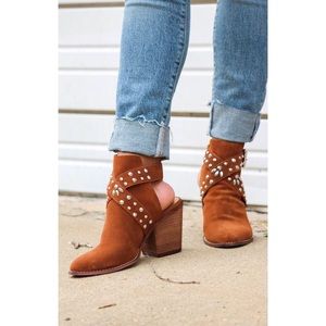 Chinese Laundry | Shoes | Chinese Laundry Small Town Bootie | Poshmark